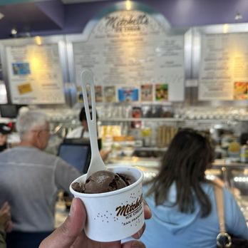 MITCHELLS ICE CREAM - Updated June 2024 - 3598 Photos & 4833 Reviews ...