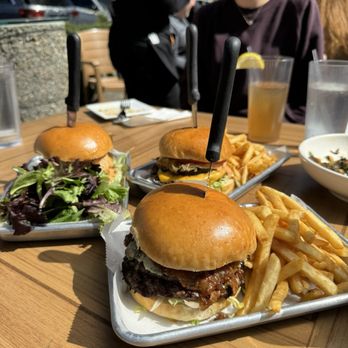 COLD SPRING DEPOT RESTAURANT - Updated May 2025 - 266 Photos & 397 ...