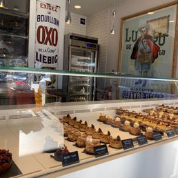 MOULIN - Updated January 2026 - 3791 Photos & 1671 Reviews - 1000 ...