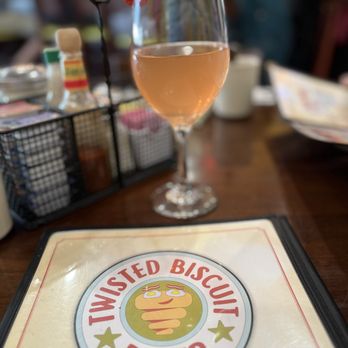 TWISTED BISCUIT DINER - Updated November 2025 - 227 Photos & 250 ...