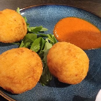 THE LIBRARY COLLEGEVILLE - Updated April 2025 - 88 Photos & 66 Reviews ...