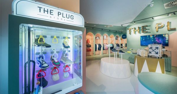 THE PLUG STORE - Concept Shops - Burchardstr. 10, Hamburg, Germany ...