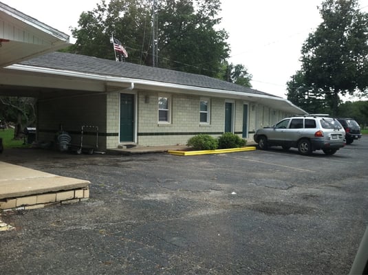 GREENUP INN - Updated October 2025 - 400 S Haughton Hwy, Greenup ...