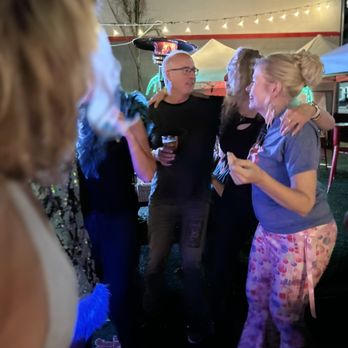 RETRO JUNKIE - Updated August 2024 - 433 Photos & 413 Reviews - 2112 N ...