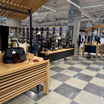 BLOOMIE’S BY BLOOMINGDALE’S - Updated December 2025 - 121 Photos & 25 ...