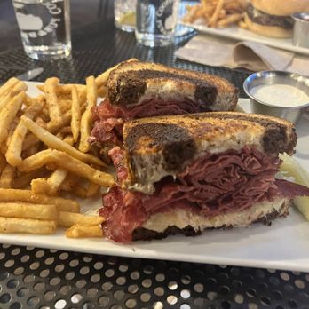 COOPERSMITH’S PUB & BREWING - Updated August 2025 - 389 Photos & 564 ...