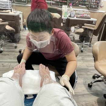 SHALLOTTE NAILS - Updated November 2024 - 65 Photos & 36 Reviews - 301 ...