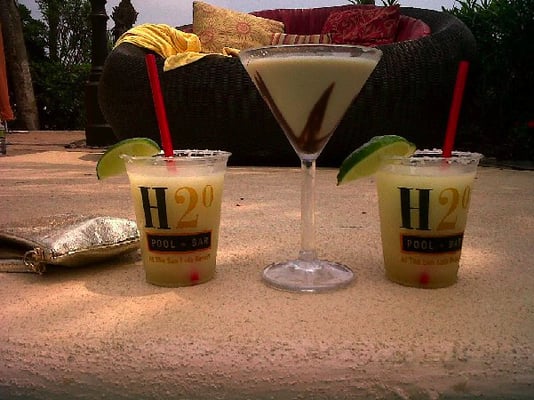 H2O POOL + BAR - Updated October 2025 - 42 Photos & 35 Reviews - 5222 ...