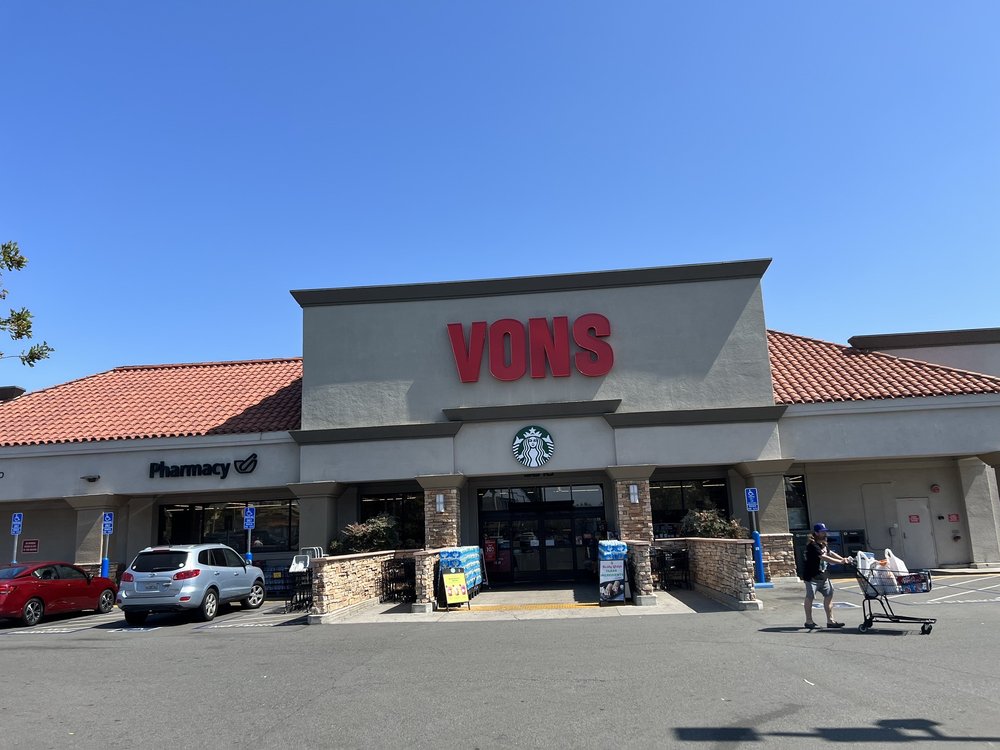 VONS - Updated December 2025 - 89 Photos & 264 Reviews - 3610 Adams Ave ...