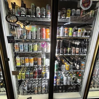 ROSSI’S LIQUORS - 162 Photos & 394 Reviews - 412 N State St, Chicago ...