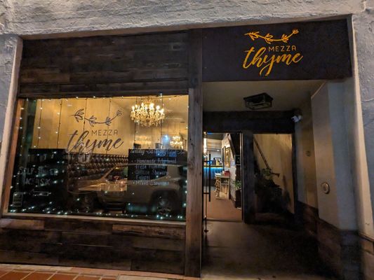 MEZZA THYME - Updated October 2025 - 95 Photos & 98 Reviews - 20 E Cota ...