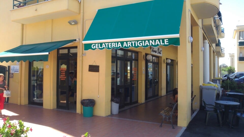 GELATERIA SURPI - Corso Vittorio Emanuele II, 39, Sabaudia, Latina ...