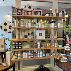 Best Gift Shops Near Me - December 2025: Find Nearby Gift Shops Reviews ...