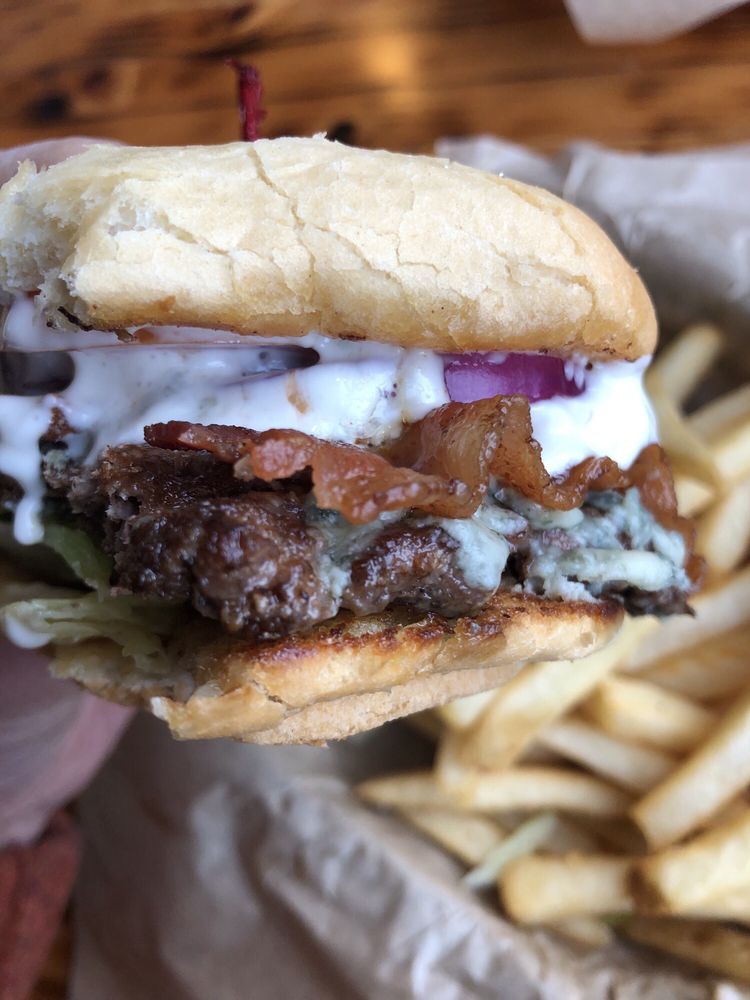 SPANKY BURGER AND BREW - 208 Photos & 294 Reviews - Burgers - 601 S ...