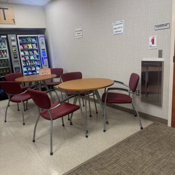 LEVITTOWN PUBLIC LIBRARY - Updated October 2025 - 20 Reviews - 1 ...