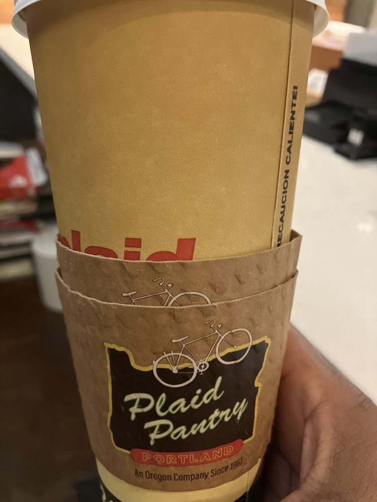 PLAID PANTRY - Updated March 2025 - 13 Photos - 2075 SW 1st Ave ...