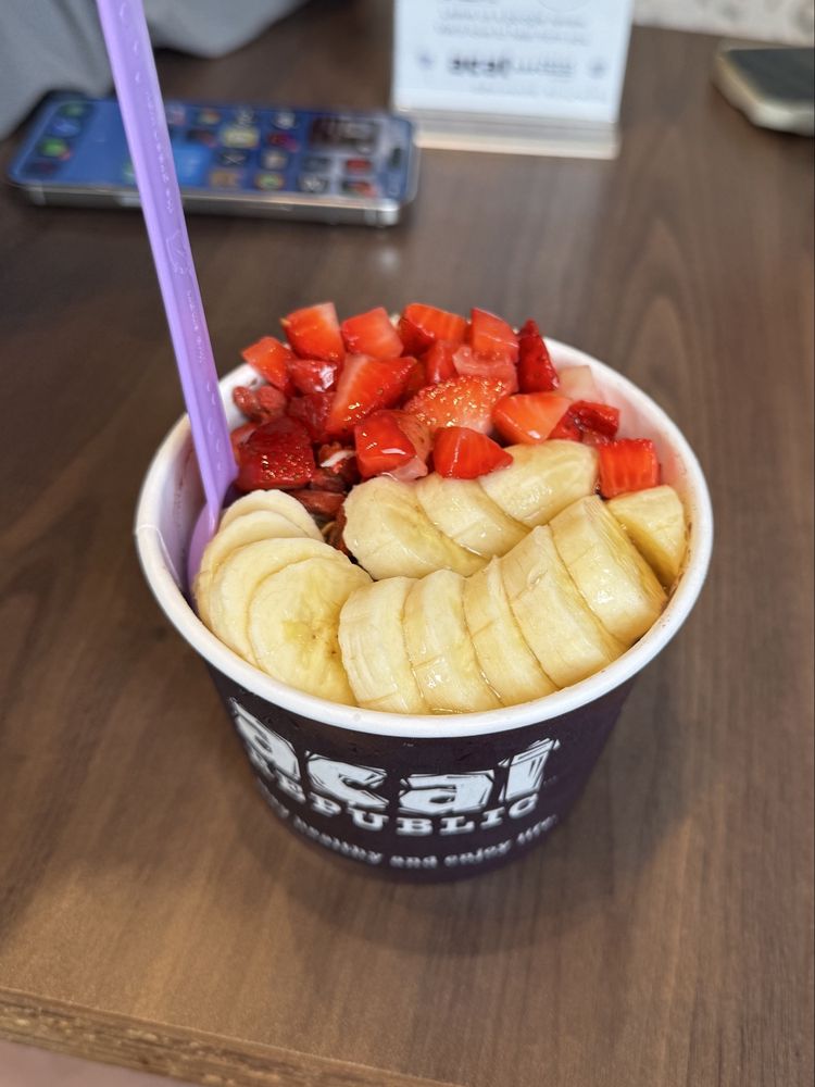 AÇAÍ REPUBLIC - Updated December 2025 - 42 Photos & 49 Reviews - 3935 ...