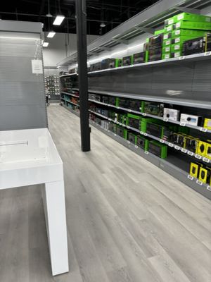 CANADA COMPUTERS & ELECTRONICS - Updated December 2025 - 11 Photos & 18 ...