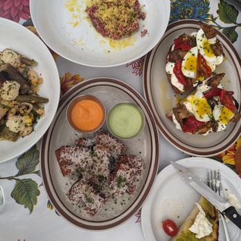 BELLWETHER BAR - Updated October 2025 - 128 Photos & 73 Reviews - 6031 ...