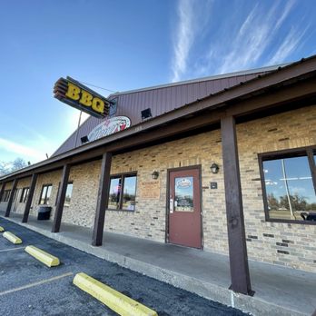 MEYER’S ELGIN SMOKEHOUSE BBQ - Updated January 2026 - 276 Photos & 346 ...