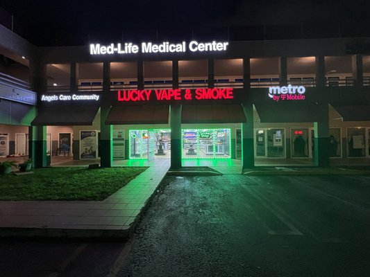 LUCKY VAPE AND SMOKE SHOP - 71 Photos 【819 NW 37th Ave, Miami, Florida ...
