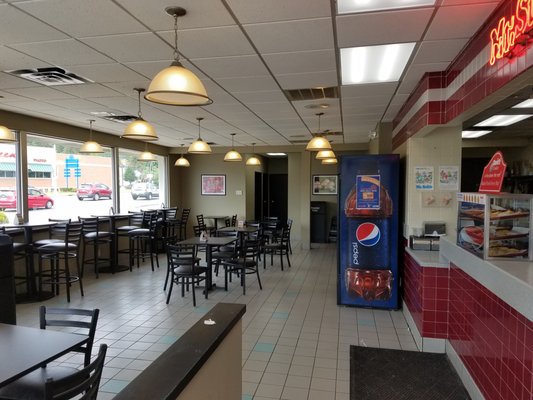 MR SUBB - Updated October 2025 - 20 Photos & 14 Reviews - 546 Hoosick ...