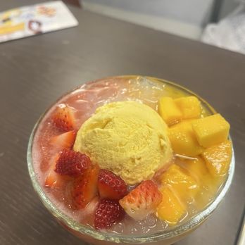 MANGO MANGO DESSERT - Updated July 2024 - 118 Photos & 49 Reviews ...