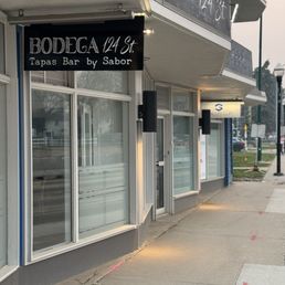 BODEGA 124TH STREET - Updated December 2025 - 131 Photos & 33 Reviews ...