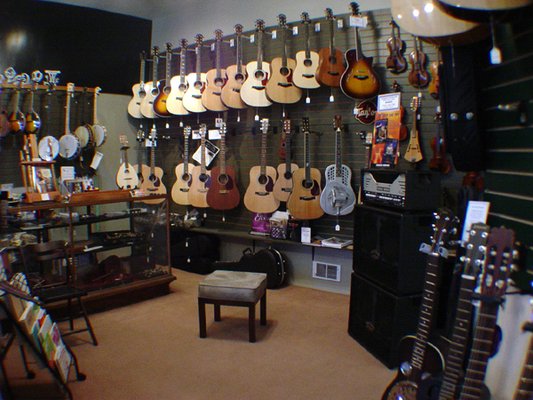 CROSSROADS MUSIC - Updated December 2025 - 26 Photos & 14 Reviews ...