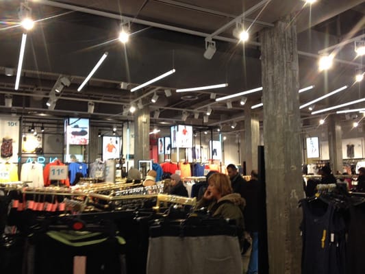 PRIMARK - Updated July 2025 - 27 Reviews - Rue Neuve 15, Bruxelles ...