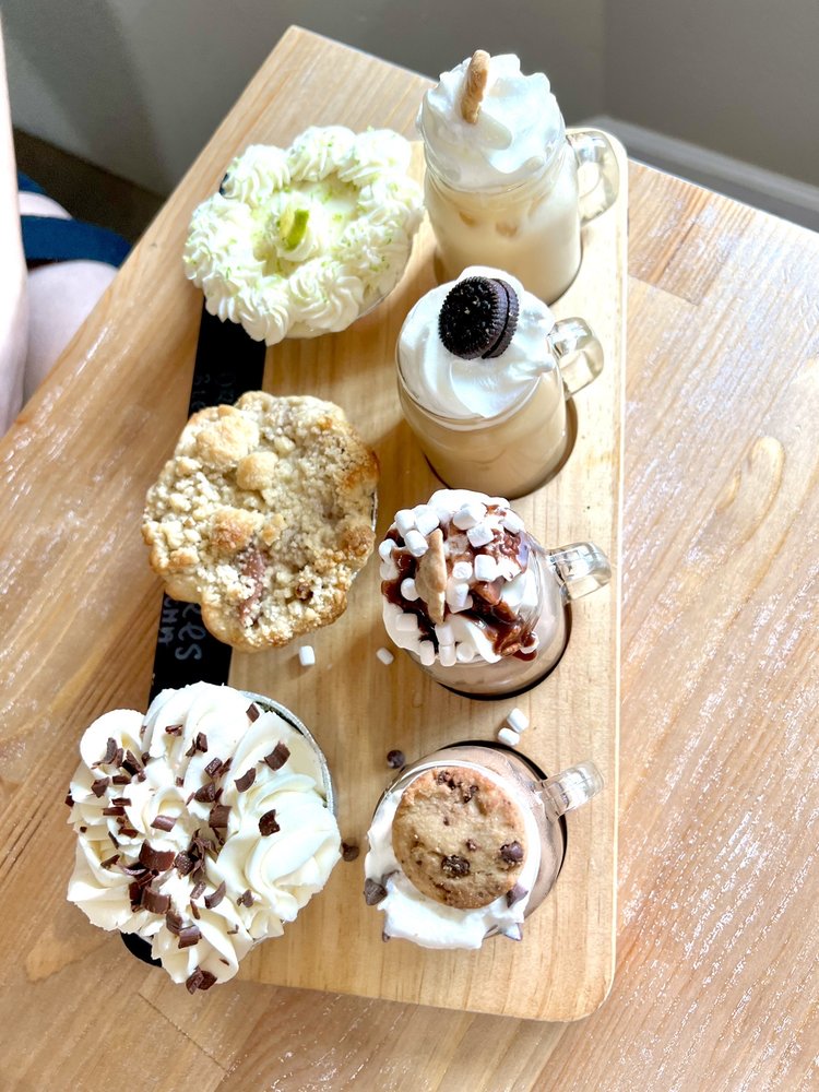 VICTORY PIE - Updated September 2024 - 114 Photos & 82 Reviews - 110 S ...