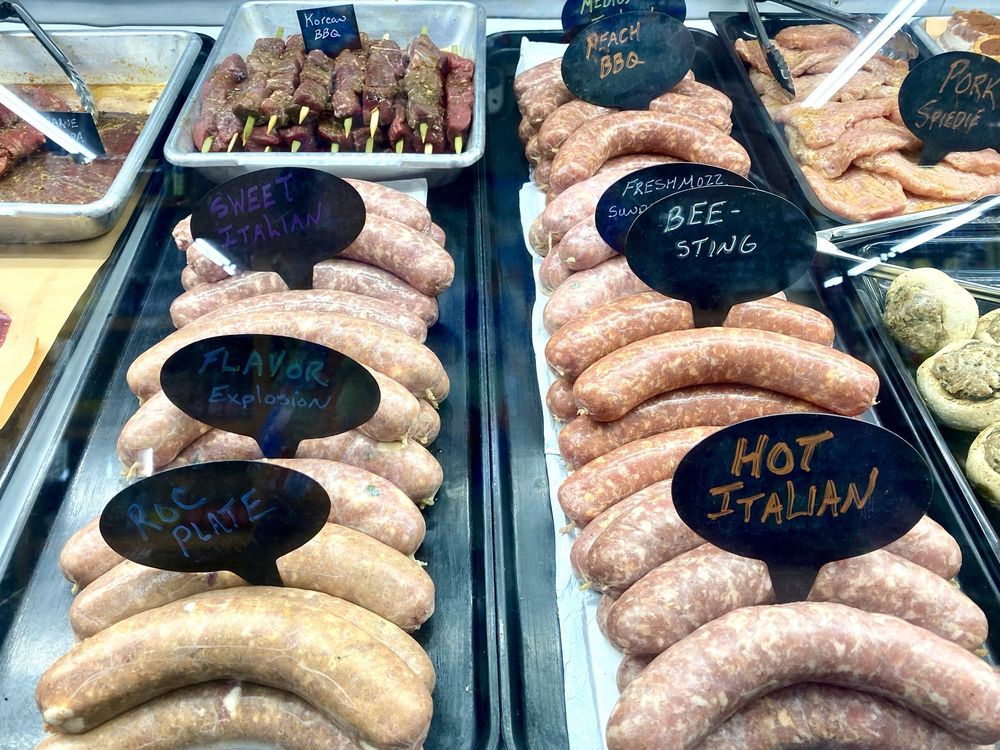 R’S MARKET - Updated January 2026 - 13 Photos & 17 Real Reviews - 2294 ...