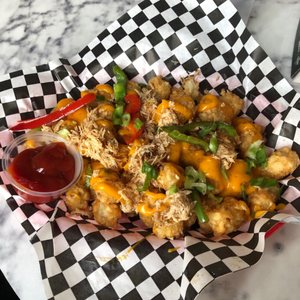 PIGNIC PUB & PATIO - 525 Photos & 204 Reviews - Pubs - 235 Flint St ...