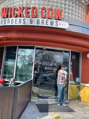 WICKED COW BURGERS AND BREWS - Updated April 2025 - 1300 Photos & 1374 ...