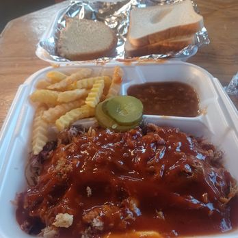 HOOK’S BBQ - Updated January 2026 - 43 Photos & 131 Reviews - 101 Emma ...