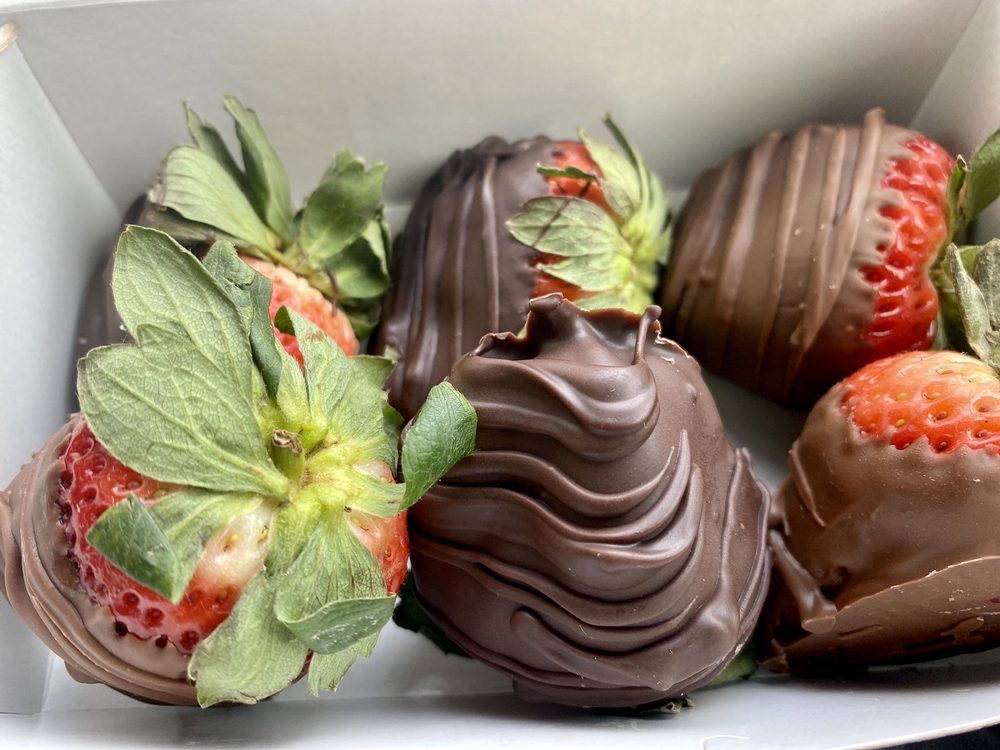 PAT AND TONI’S SWEET THINGS - Updated January 2026 - 302 Photos & 133 ...