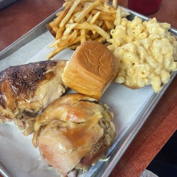 FIREHOUSE QUE & BREW - Updated March 2025 - 339 Photos & 582 Reviews ...