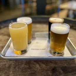 CAPTAIN LAWRENCE BREWING - Updated July 2025 - 585 Photos & 440 Reviews ...