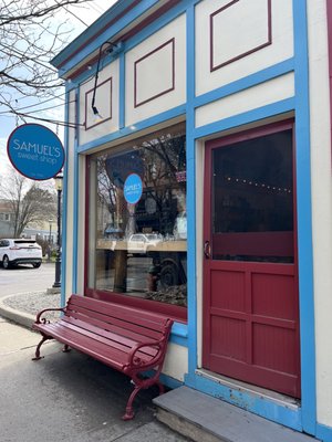SAMUEL’S SWEET SHOP - 146 Photos & 108 Reviews - 42 E Market St ...