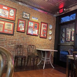 TESSARO’S - Updated July 2025 - 265 Photos & 570 Reviews - 4601 Liberty ...