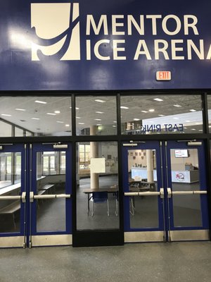 MENTOR CIVIC ICE ARENA - Updated October 2025 - 28 Photos - 8600 Civic ...