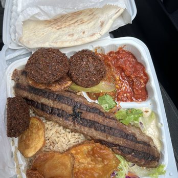 FALAFEL QUEEN - Updated October 2025 - 29 Photos & 31 Reviews - 130 E ...