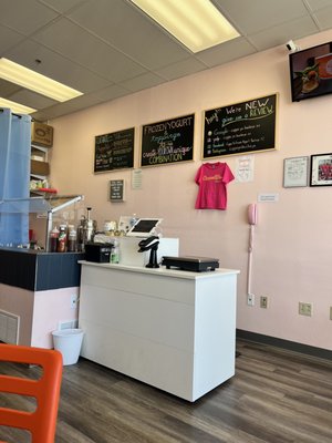 CUPPA YO FROZEN YOGURT - Updated August 2025 - 43 Photos & 31 Reviews ...