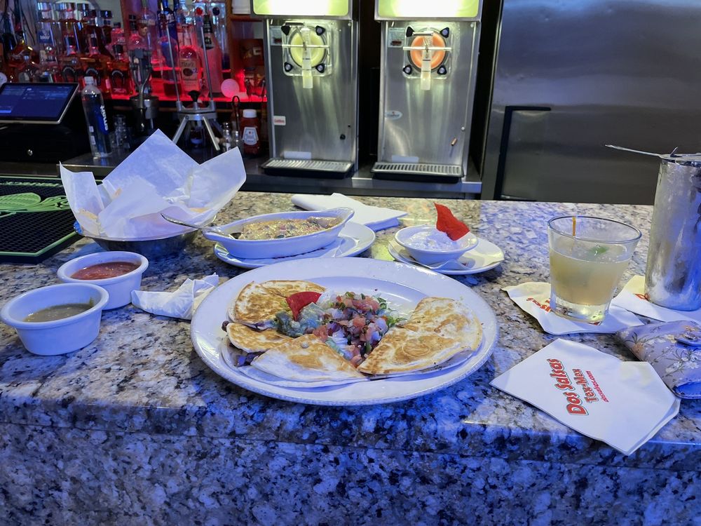 DOS SALSAS - GEORGETOWN - Updated December 2024 - 227 Photos & 541 ...