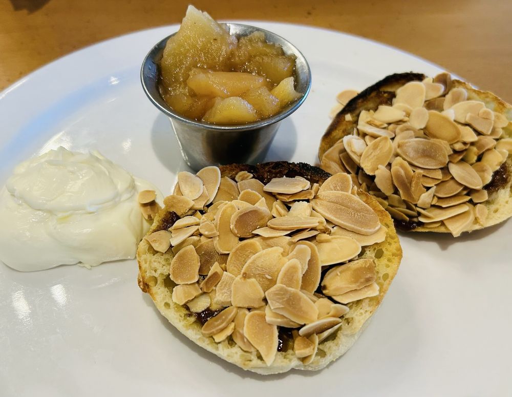 LE PEEP - Updated July 2025 - 42 Photos & 24 Reviews - 1110 Hillsboro ...