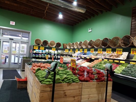 CENTRO FRESH MARKET - Updated May 2025 - 20 Photos - 4804 W Diversey ...