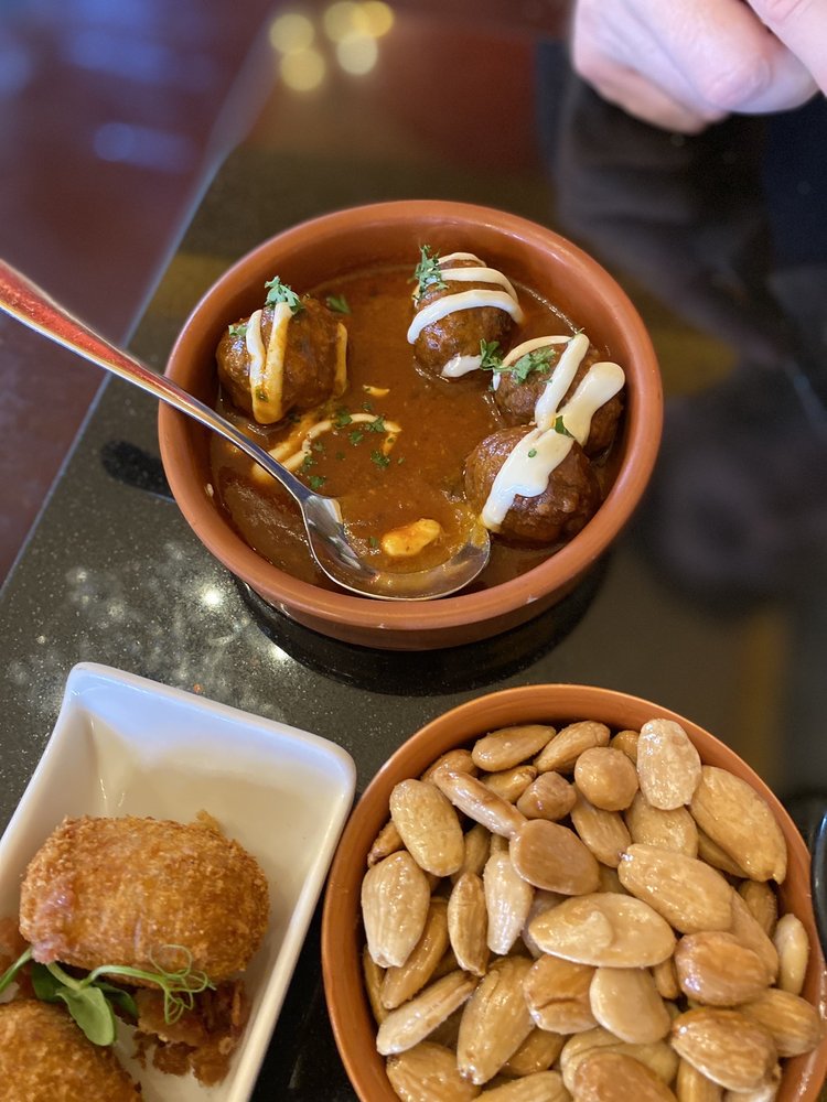 SALAMANCA - Updated August 2025 - 128 Photos & 99 Reviews - 1 St Andrew ...