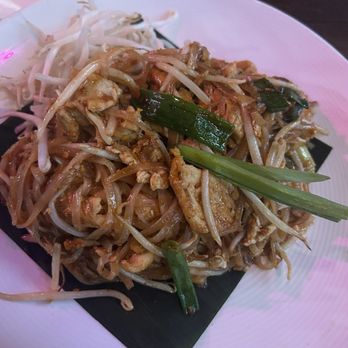 MOON THAI AND JAPANESE RESTAURANT - Updated December 2025 - 874 Photos ...