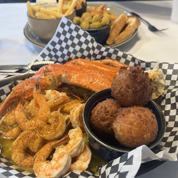 MR. SHUCK’S SEAFOOD - Updated June 2024 - 392 Photos & 453 Reviews ...