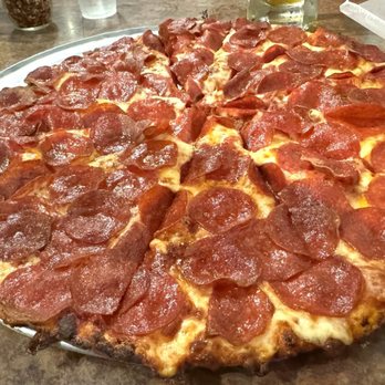 RUSTY’S PIZZA PARLOR - Updated December 2025 - 177 Photos & 281 Reviews ...